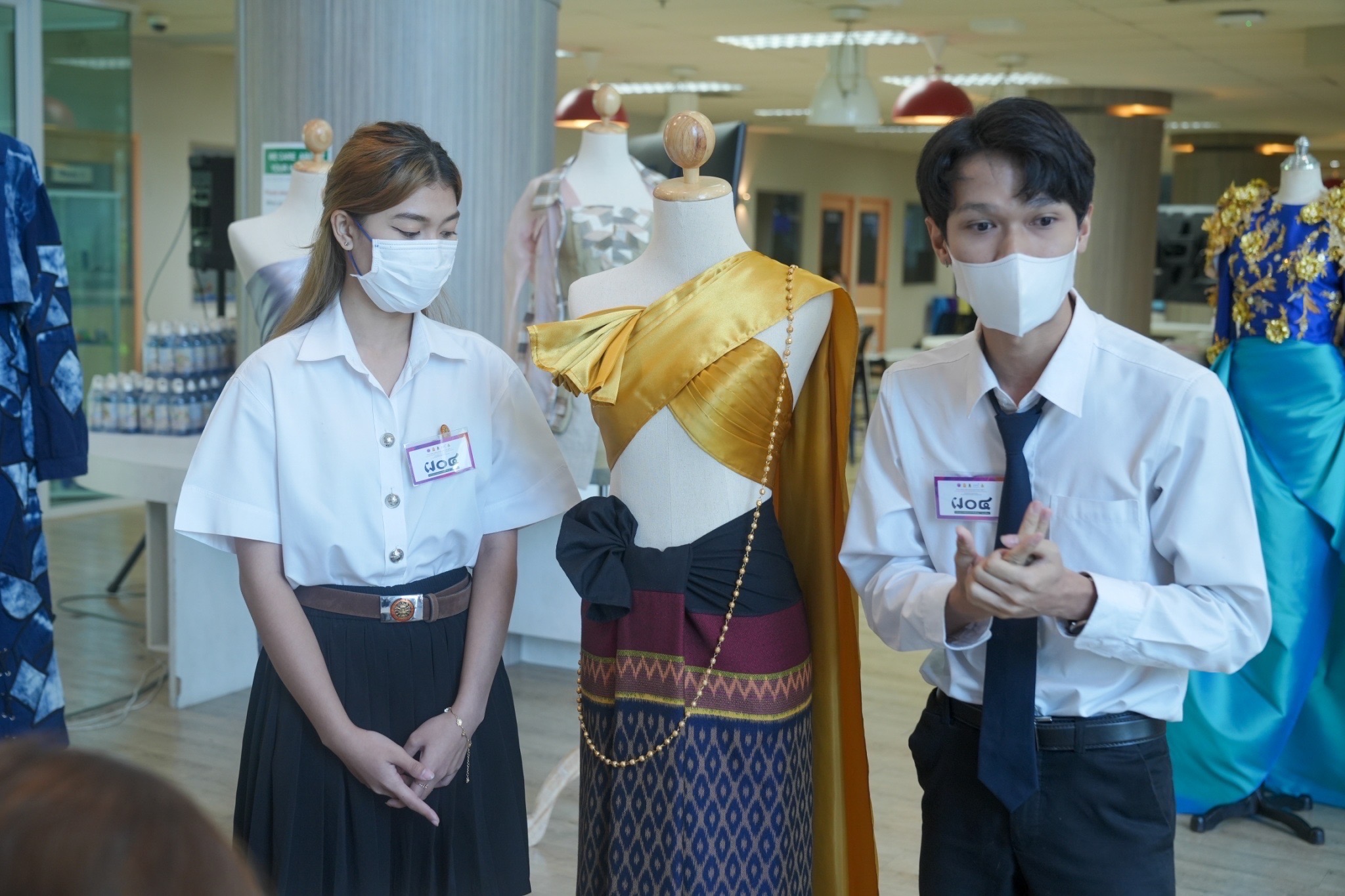 Thammasat students won runner-up in the local fabric design competition – AppliedHE Xtra Xtra