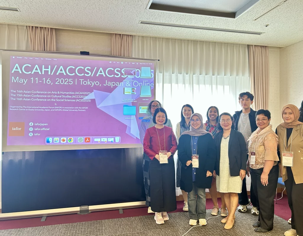 UNAIR Master's Student Aulia Noor Eliza Presents Research at ...