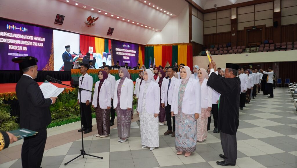 FKH USK Celebrates Graduation of 105 New Veterinarians with 53 ...