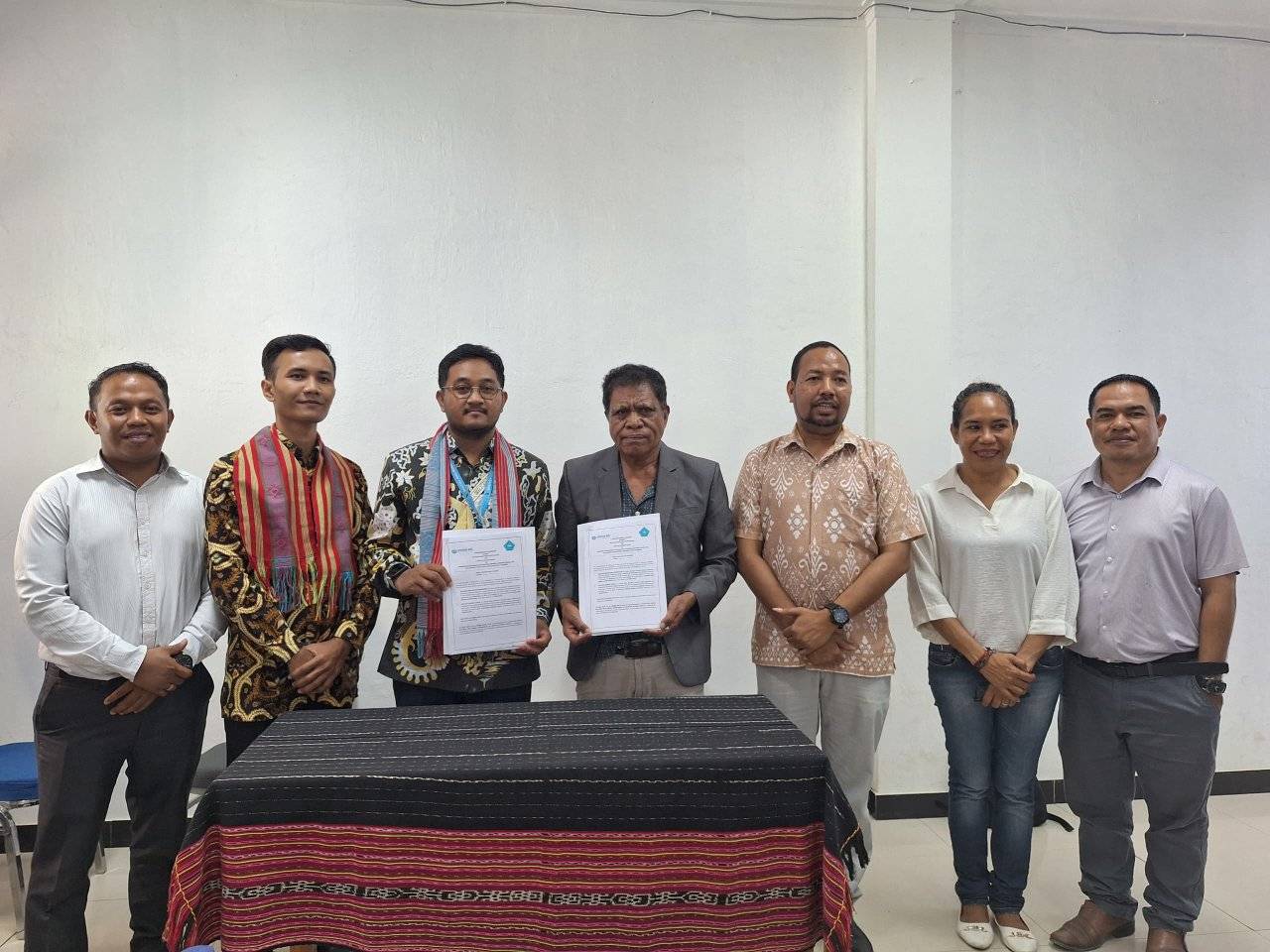 Instituto Superior Cristal Partners with STIESIA-Surabaya University and Cyber Cerdika ...